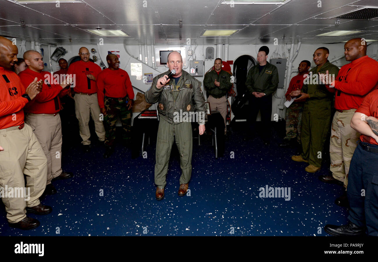 Aviation ordnanceman 90th birthday hi-res stock photography and images ...