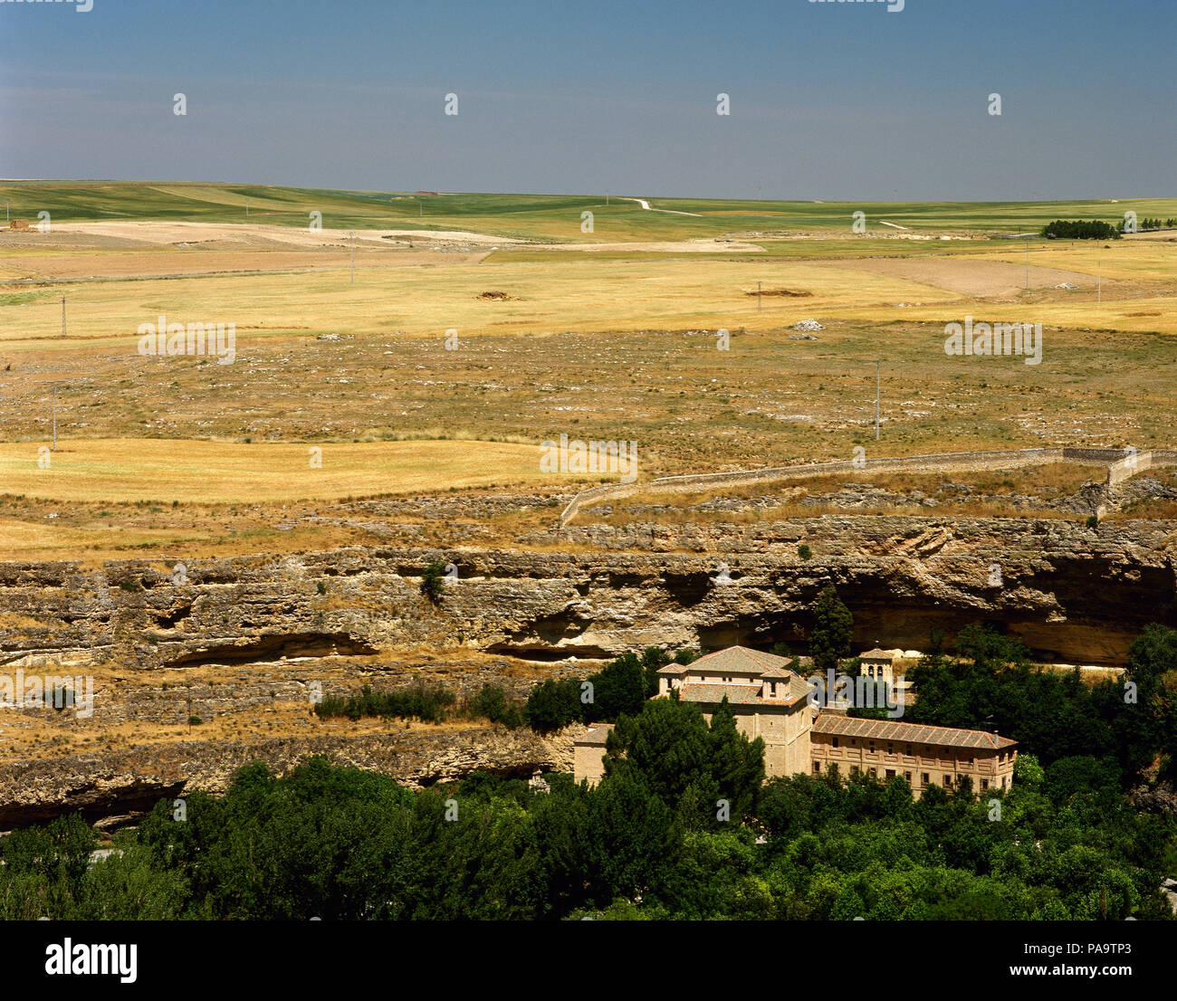Landscape castilian castilian plateau hi-res stock photography and ...