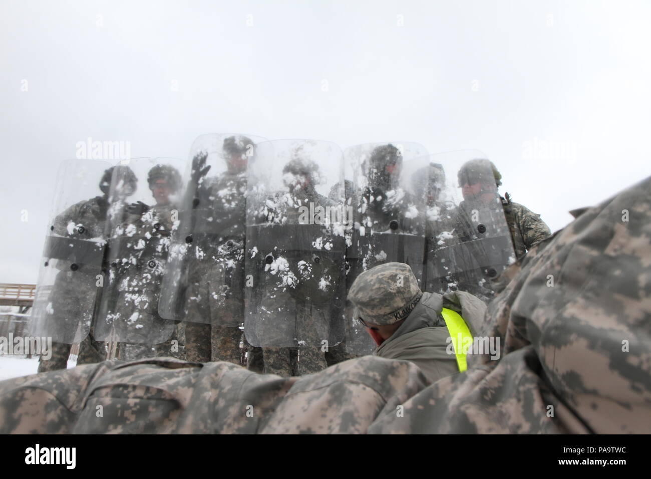 367th military police company hi-res stock photography and images - Alamy