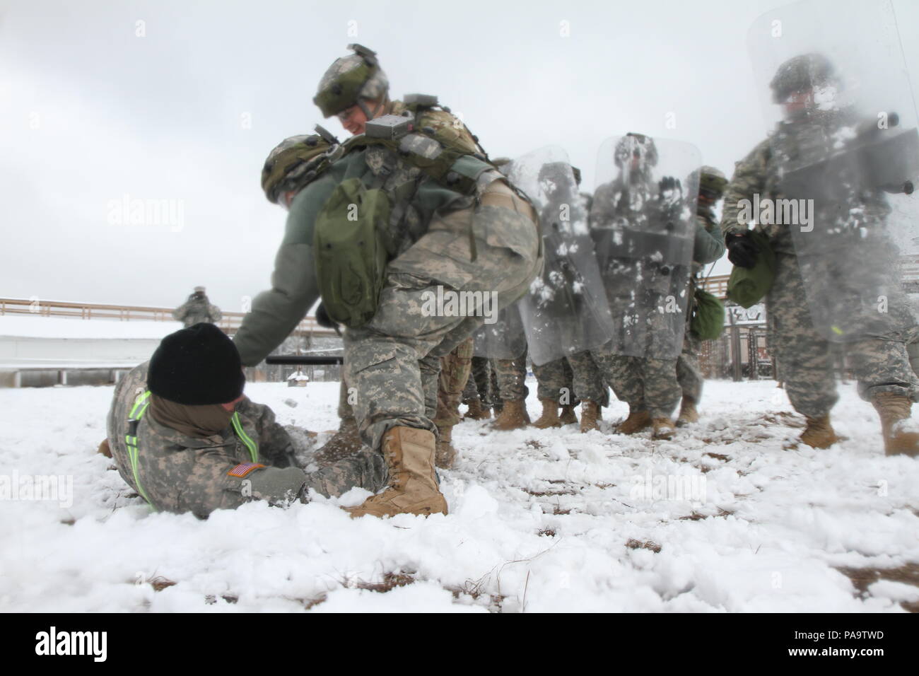 367th military police company hi-res stock photography and images - Alamy