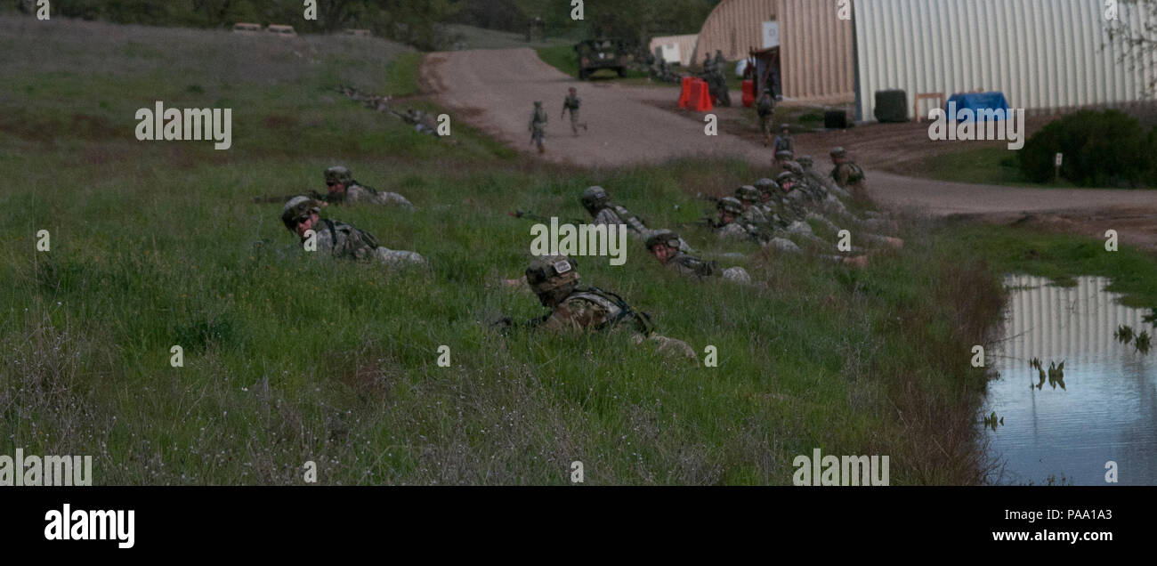 U.S. Army Reserve Soldiers react to contact during Combat Support ...