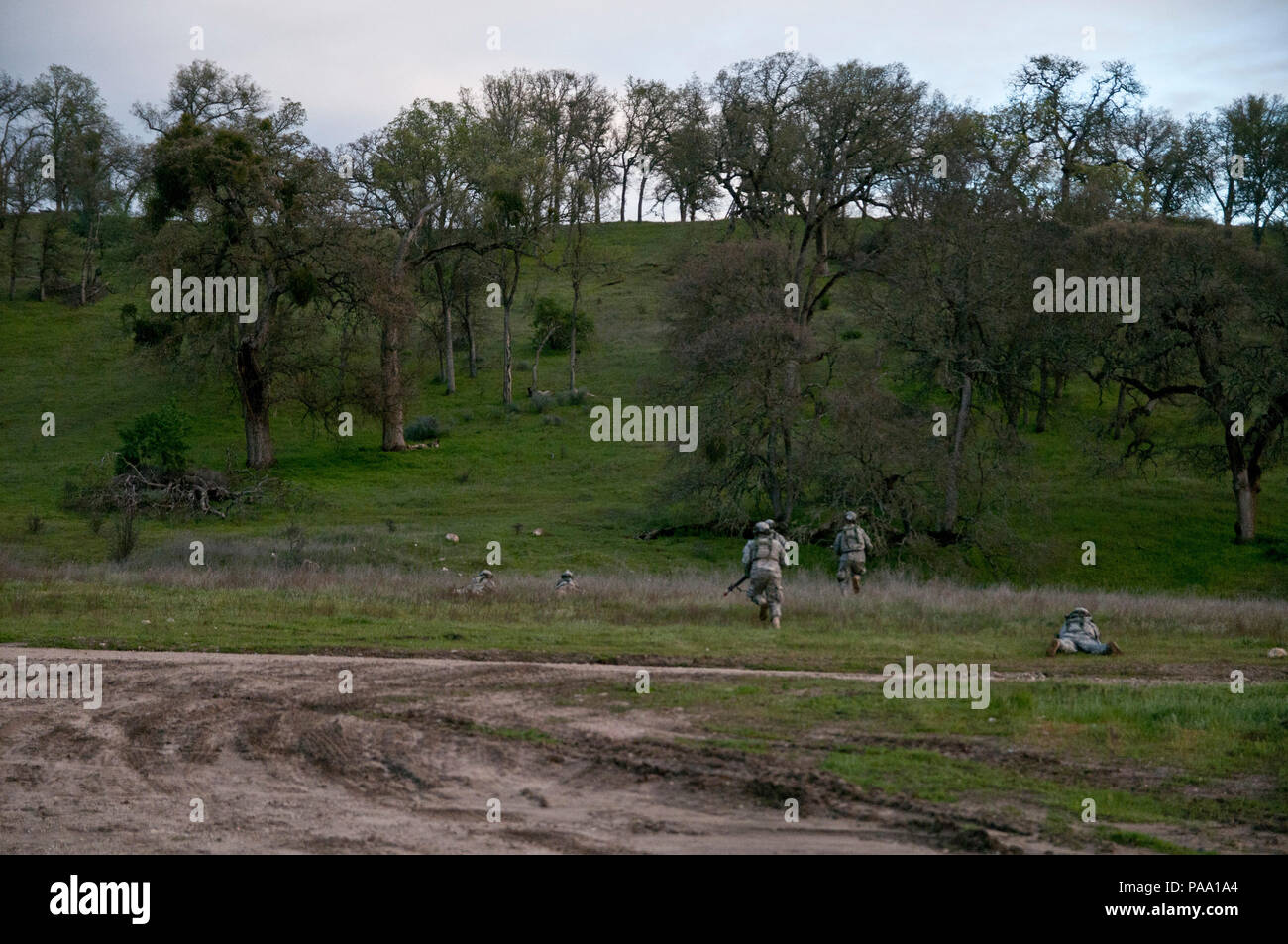 U.S. Army Reserve Soldiers react to contact during Combat Support ...