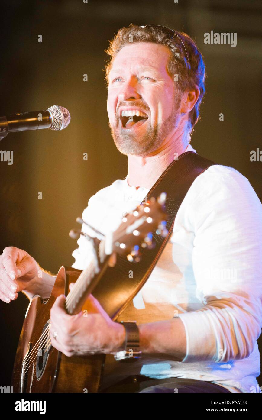 Country music star Craig Morgan sings during a USO show at Joint Base ...
