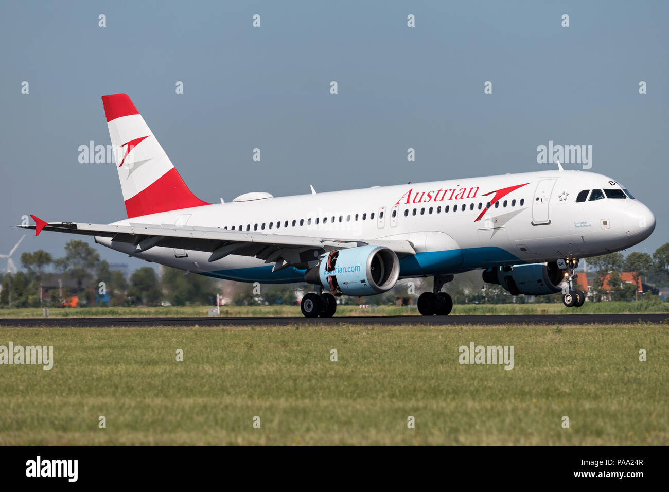 Austrian a320 jet airliner hi-res stock photography and images - Alamy