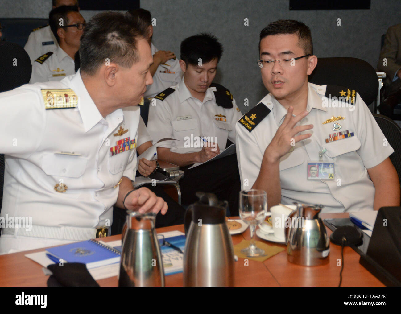 Angkatan laut hi-res stock photography and images - Alamy