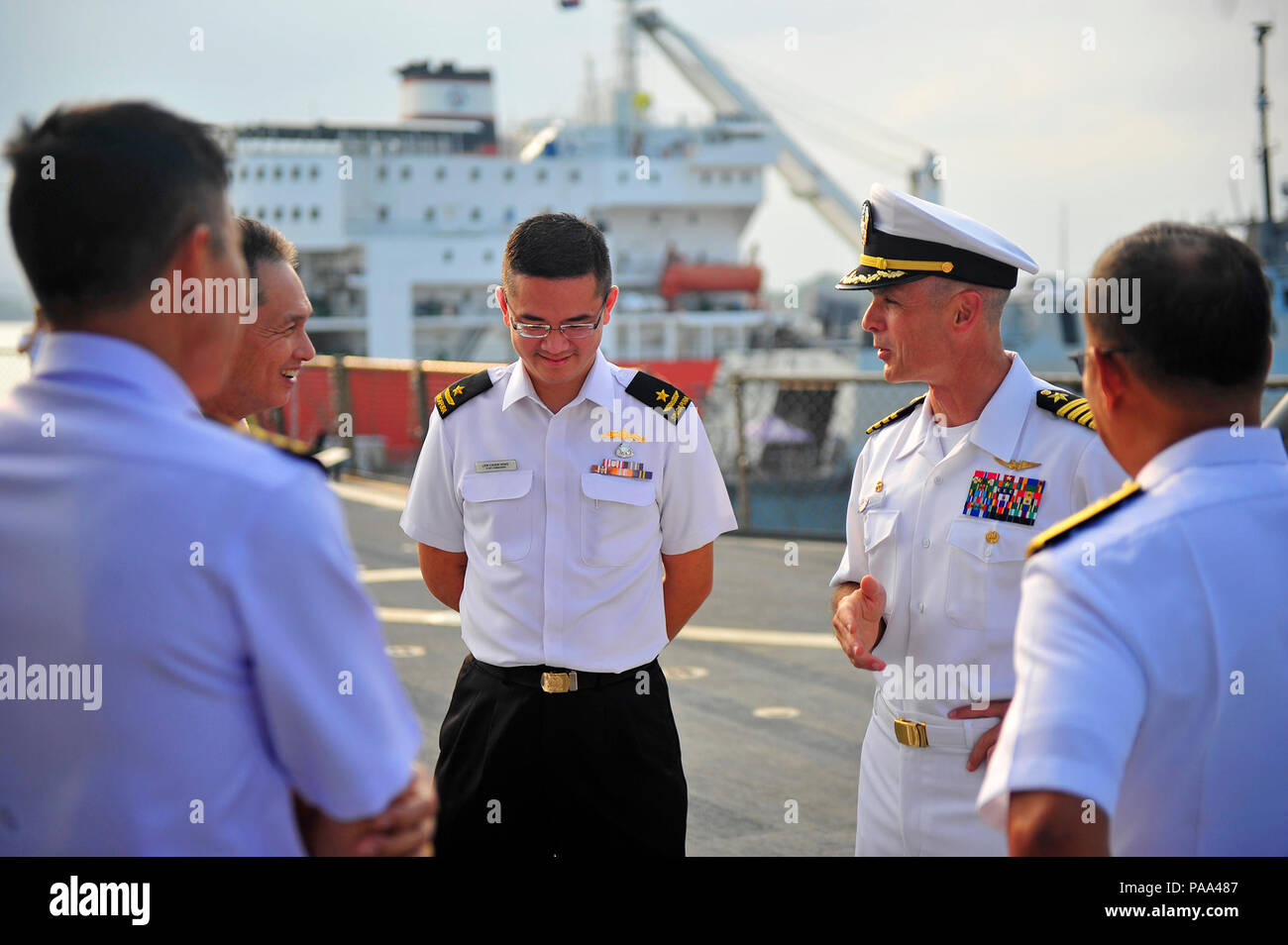 160319-N-TV402-044 SINGAPORE (March 19, 2016) - Commanding officer of ...