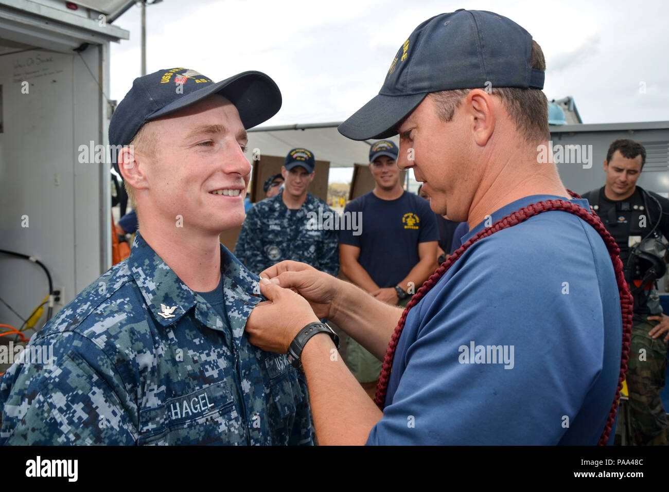 New submarine cable hi-res stock photography and images - Alamy