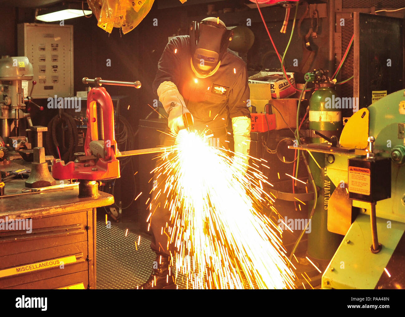 Portable exothermic cutting unit pecu hi-res stock photography and ...