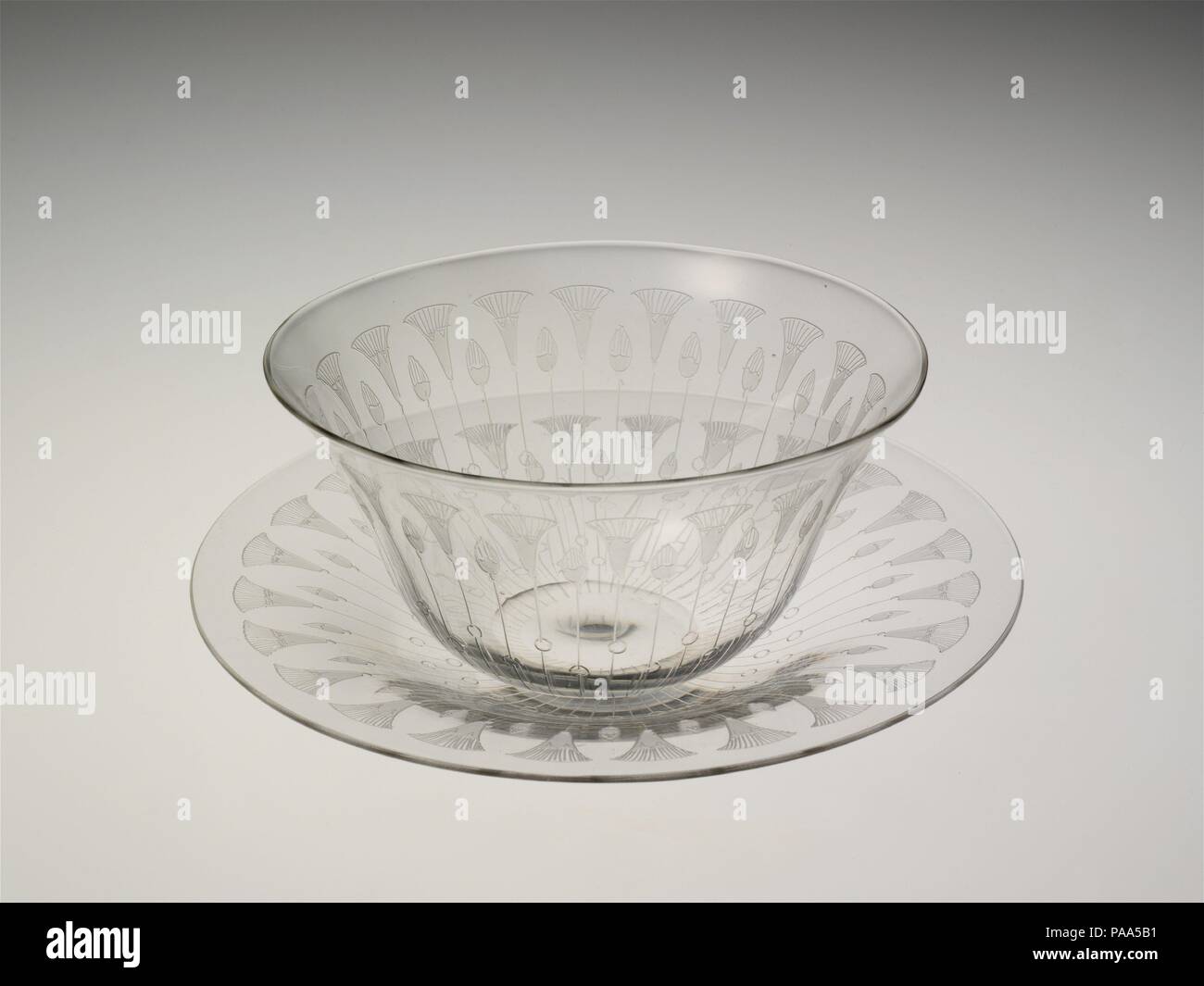White emigre hi-res stock photography and images - Alamy