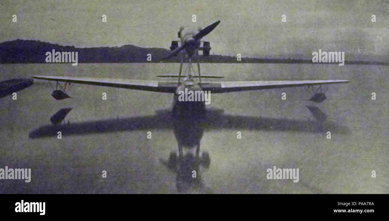 Macchi m 33 hi-res stock photography and images - Alamy