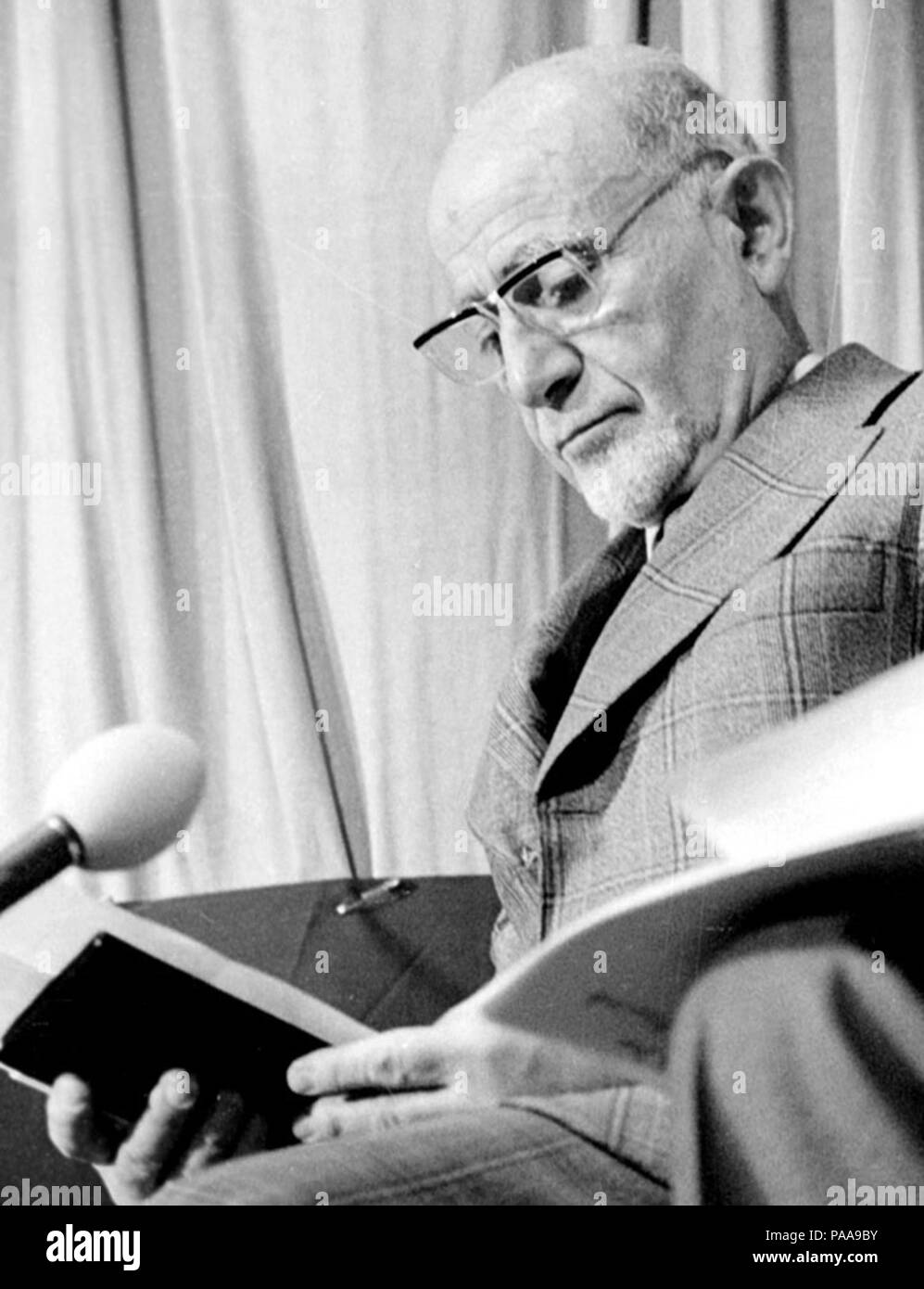 171 Mehdi Bazargan Inauguration, appointed prime minister of Iran by ...