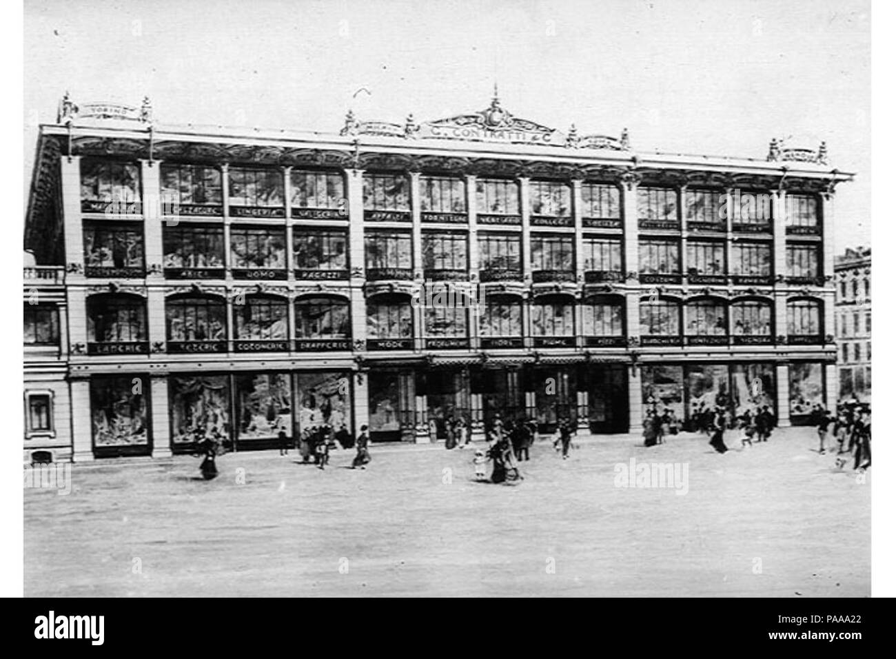 Magazzini milano hi-res stock photography and images - Alamy