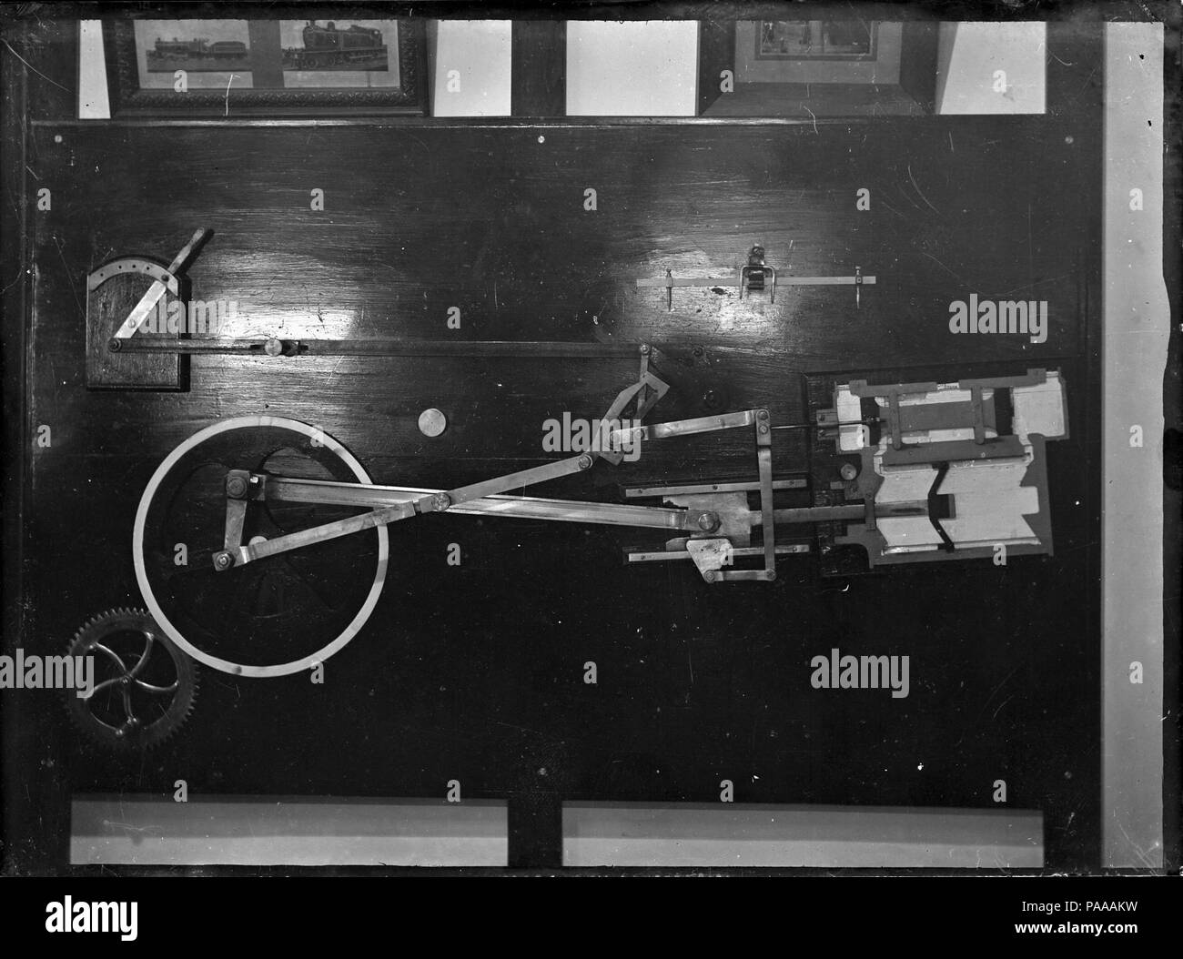 Walschaerts valve gear hi-res stock photography and images - Alamy