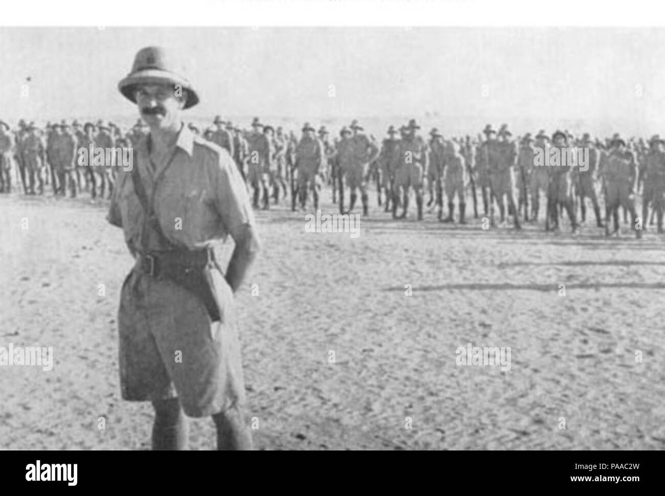 182 New Zealand 22nd Battalion on return from Crete 1941 Stock Photo ...