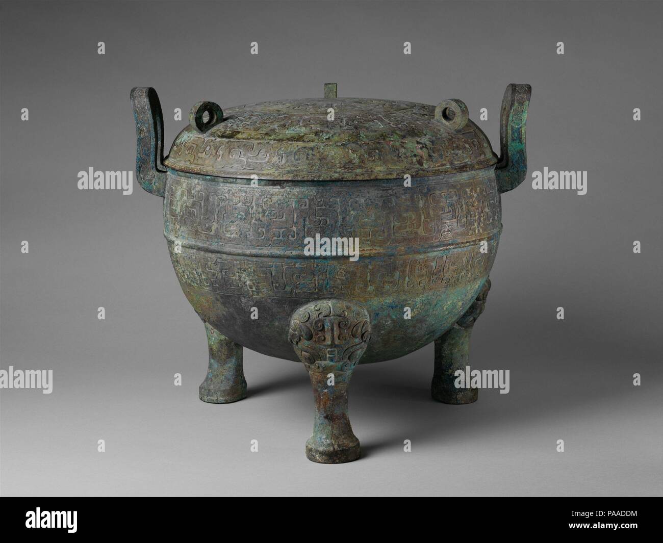 Bronze cauldron 4th century bc hi-res stock photography and images - Alamy
