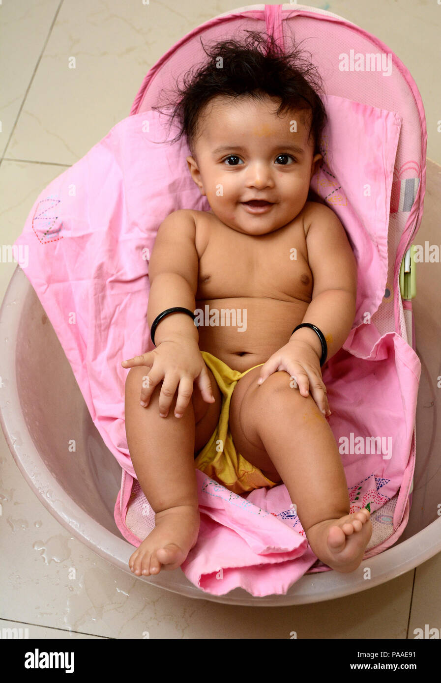 Child birth hi-res stock photography and images - Alamy
