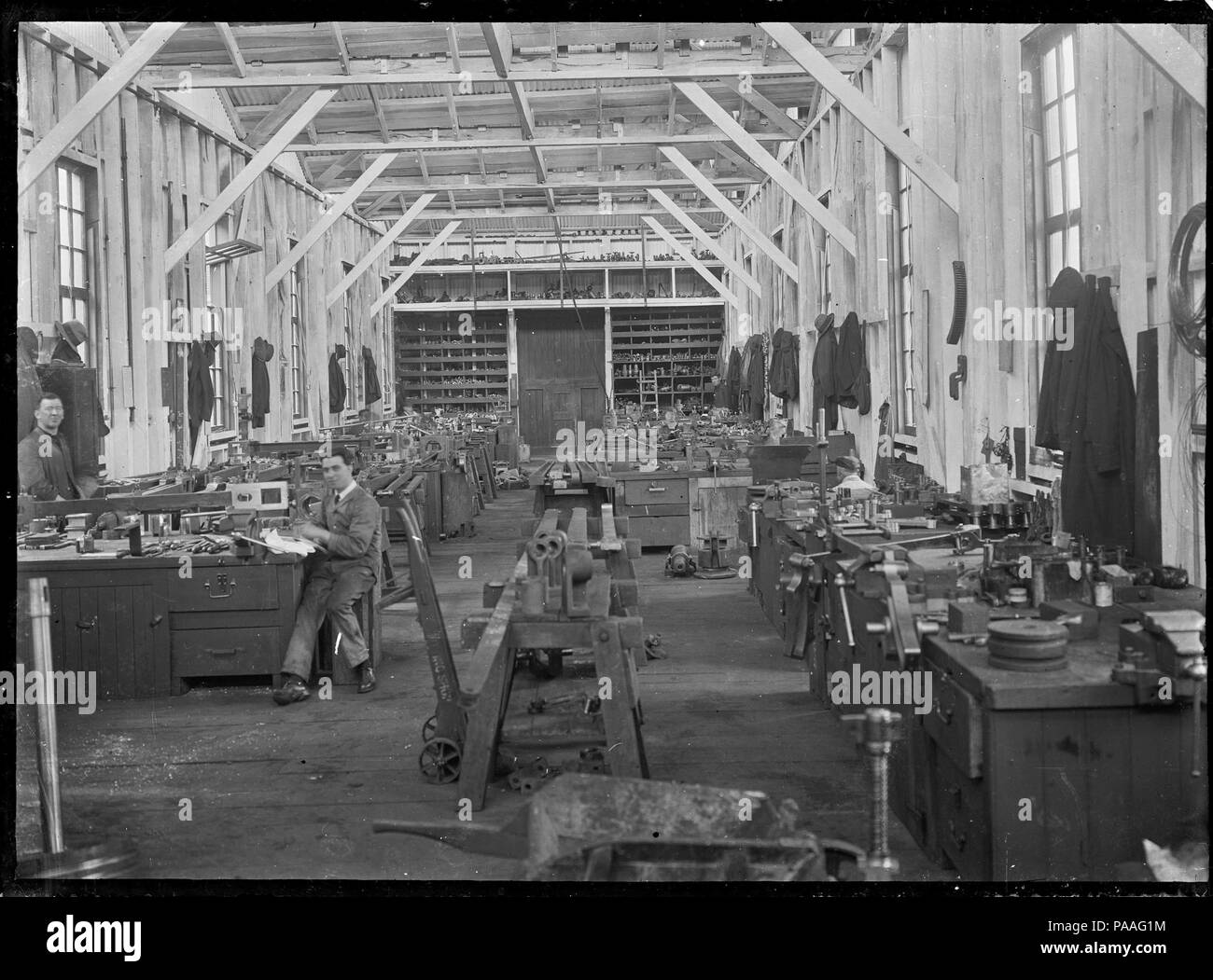 1920s shop interior hi-res stock photography and images - Alamy