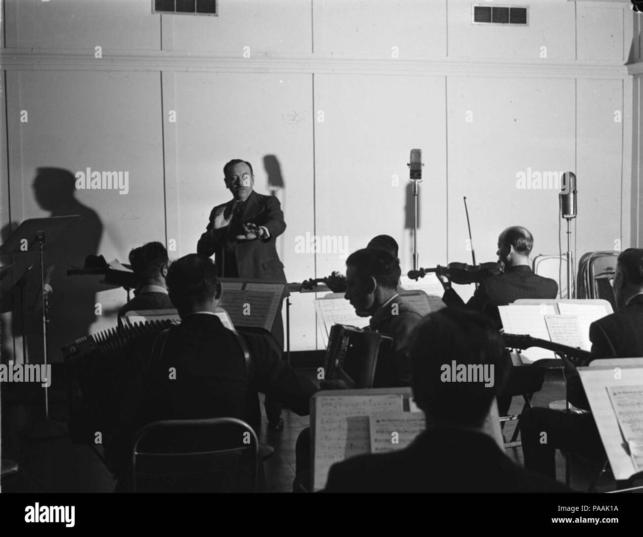 Radio paris Black and White Stock Photos & Images - Alamy