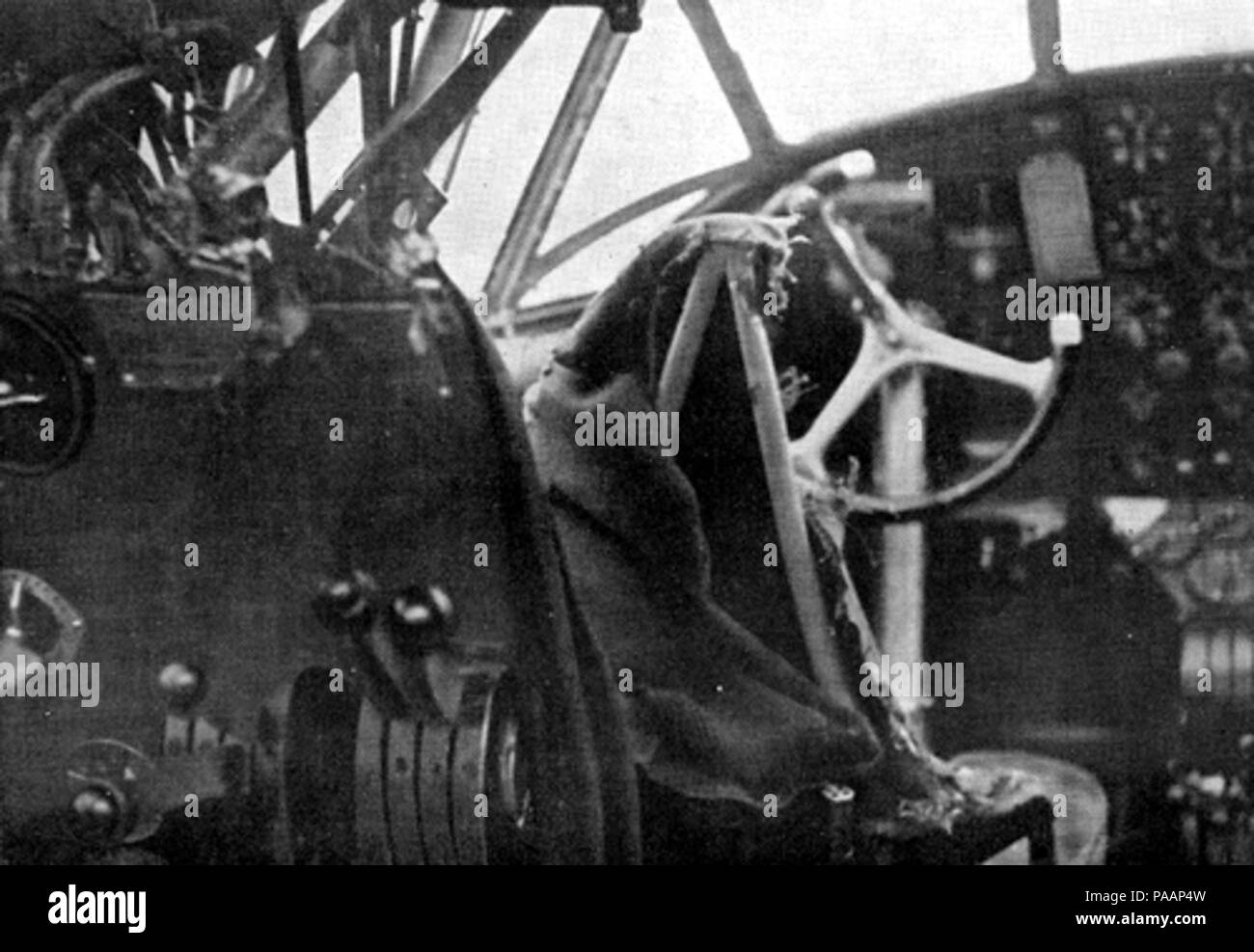 Savoia marchetti sm 79 hi-res stock photography and images - Alamy