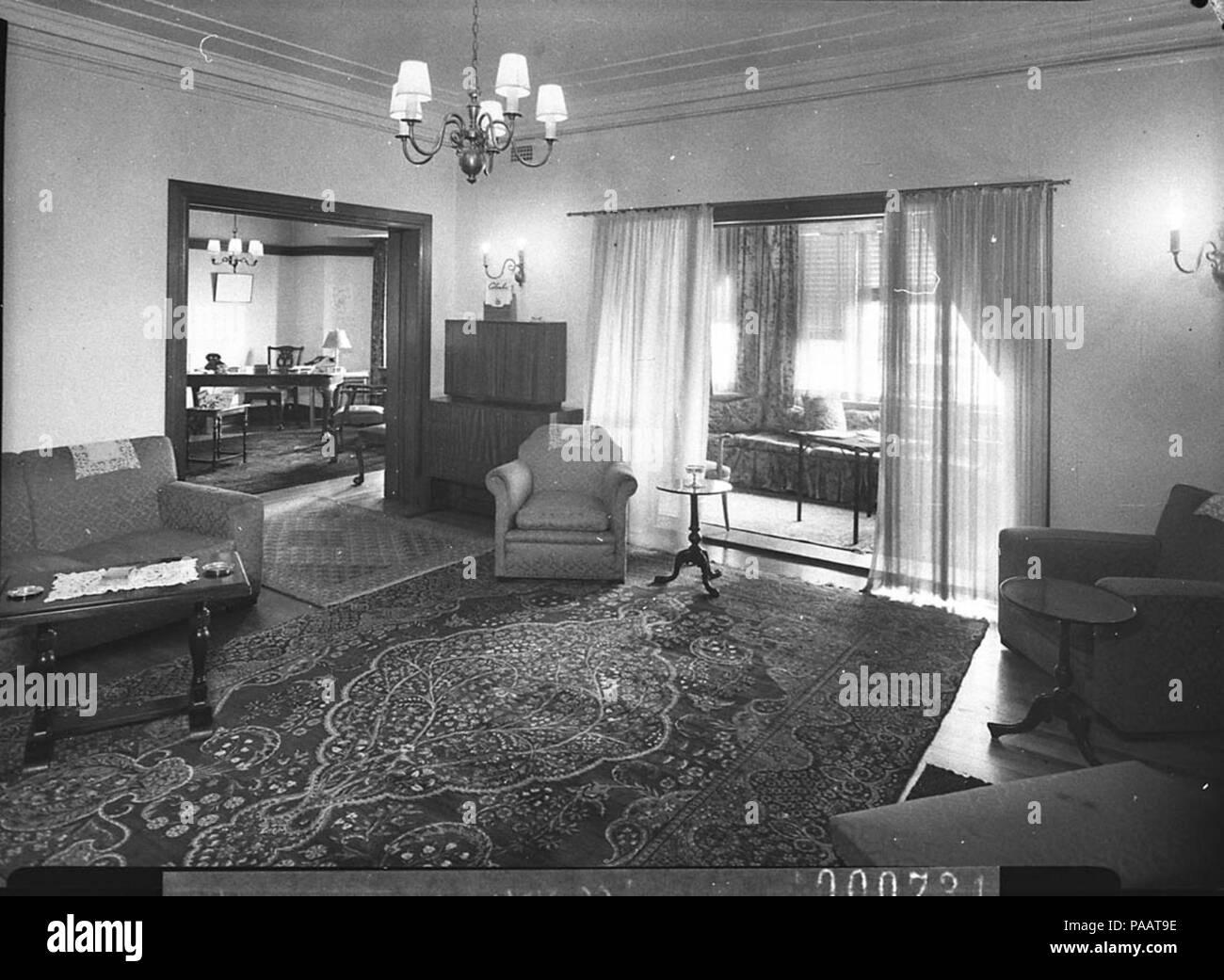 Diplomatic office interior hi-res stock photography and images - Alamy