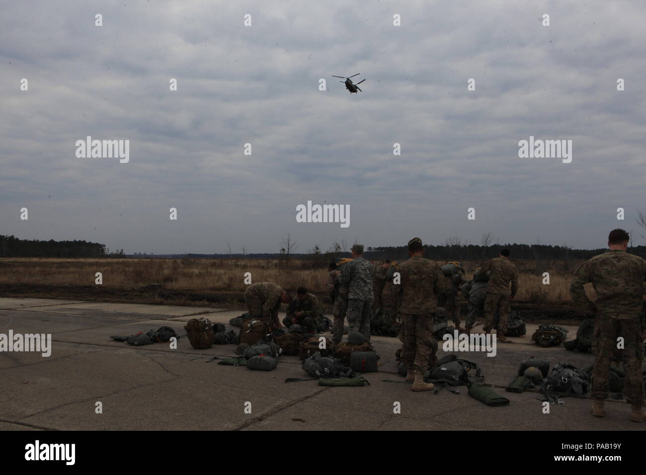 112th aviation company hi-res stock photography and images - Alamy