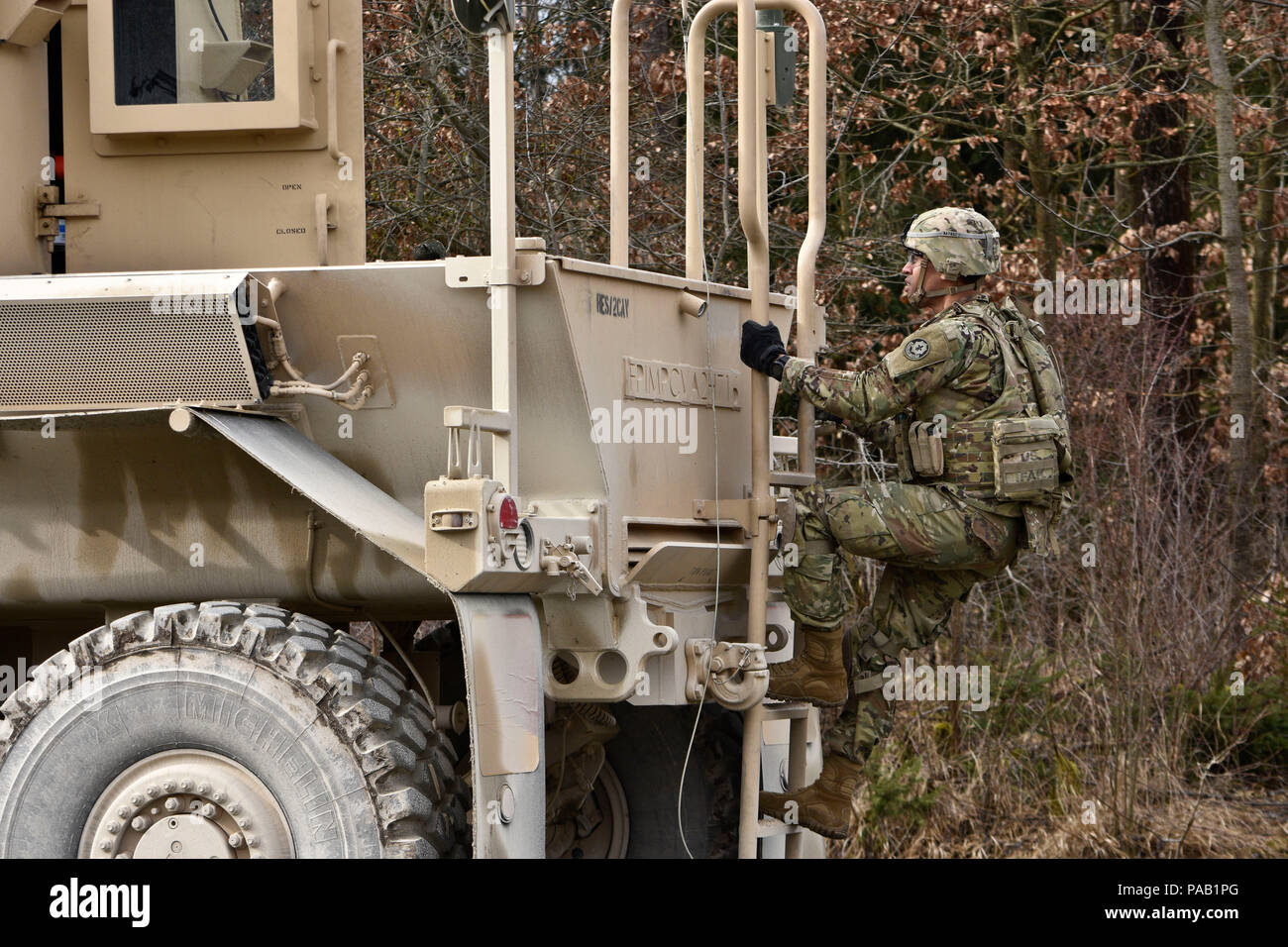 British army vehicle line uk hi-res stock photography and images - Alamy