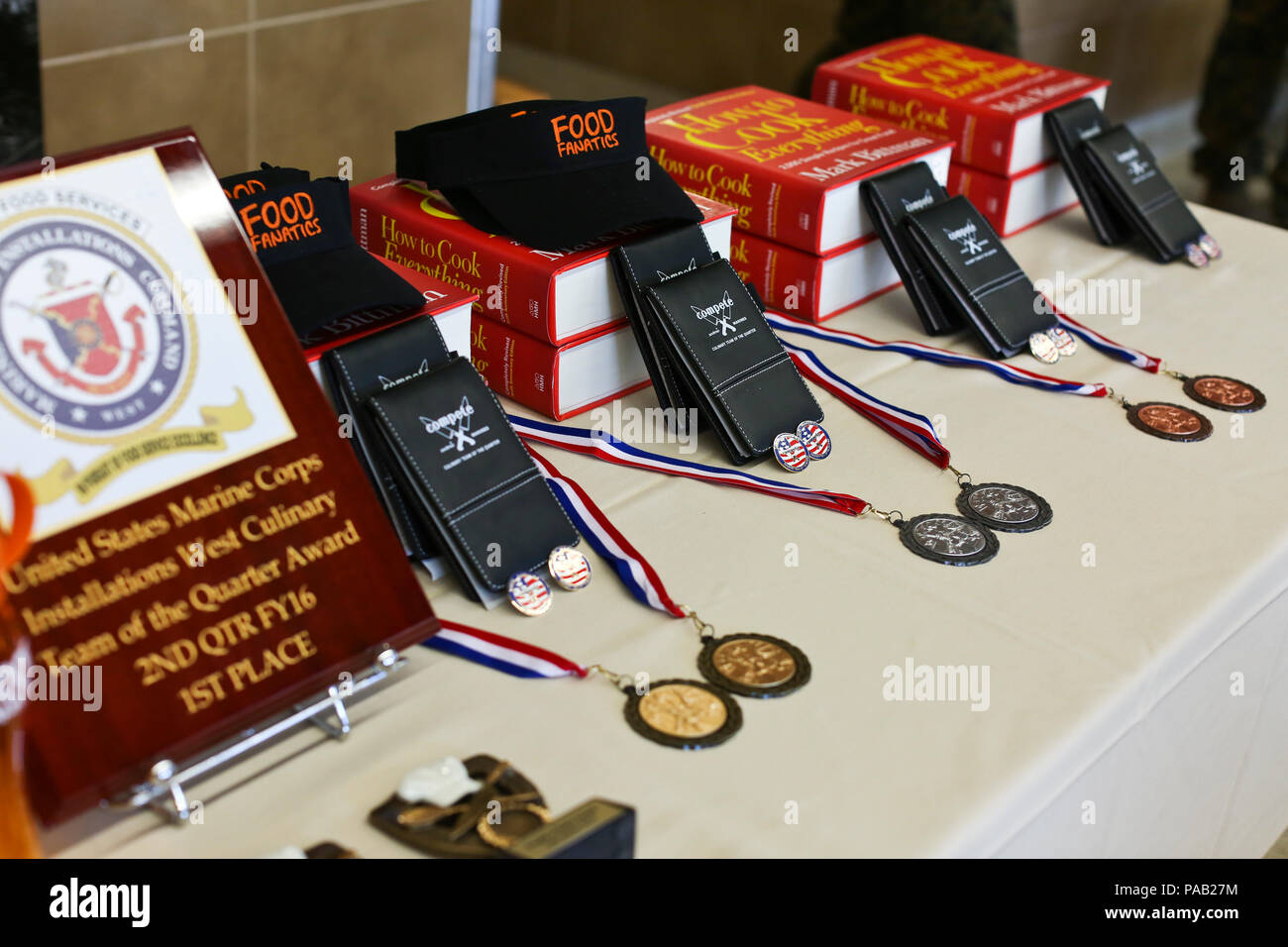 31 area mess hall hi-res stock photography and images - Alamy