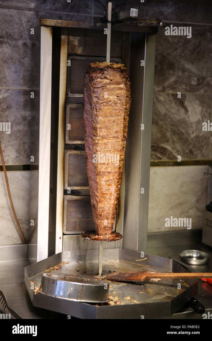 Turkish doner kebab in istanbul hi-res stock photography and images - Alamy