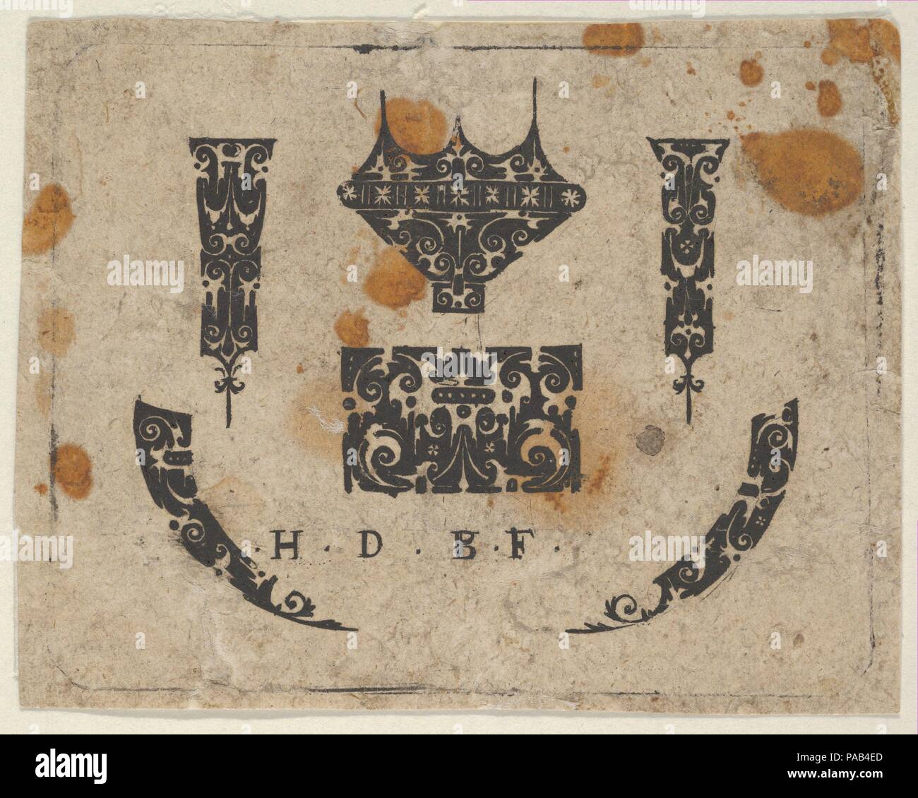 Inward curving motifs hi-res stock photography and images - Alamy