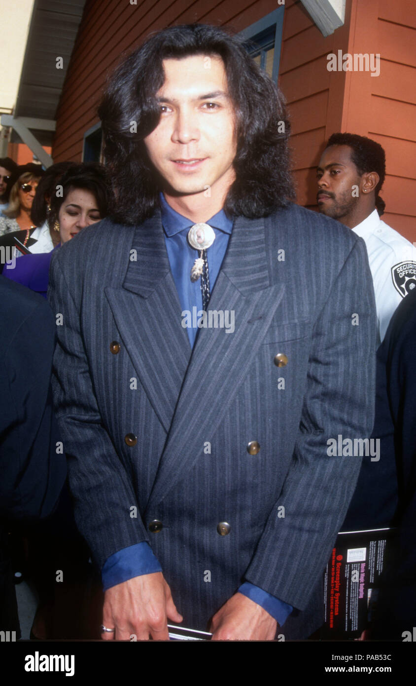 Lou diamond phillips hi-res stock photography and images - Alamy