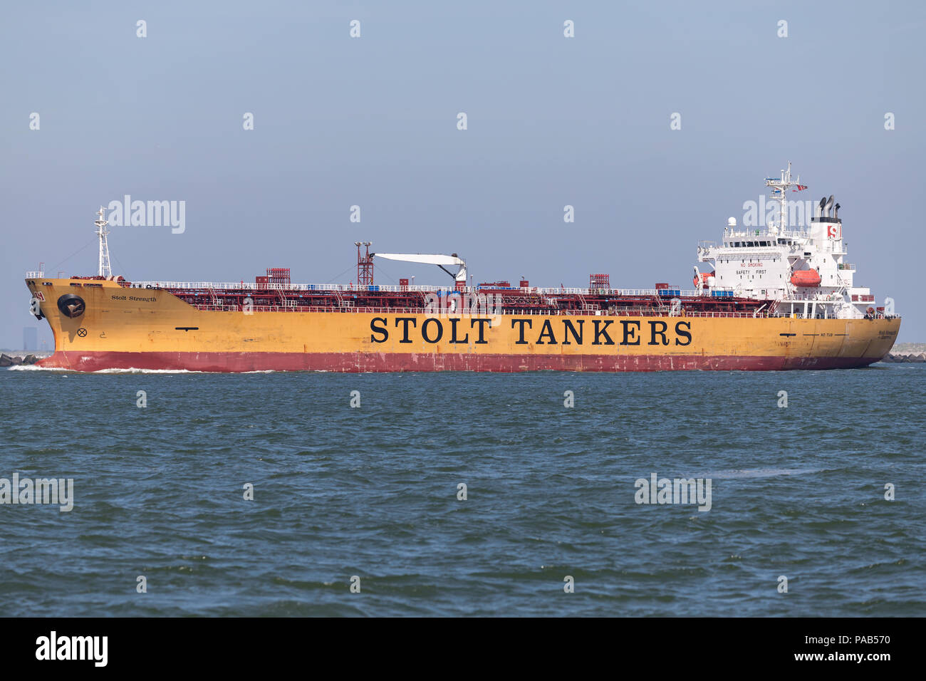 Tanker fleet hi-res stock photography and images - Alamy