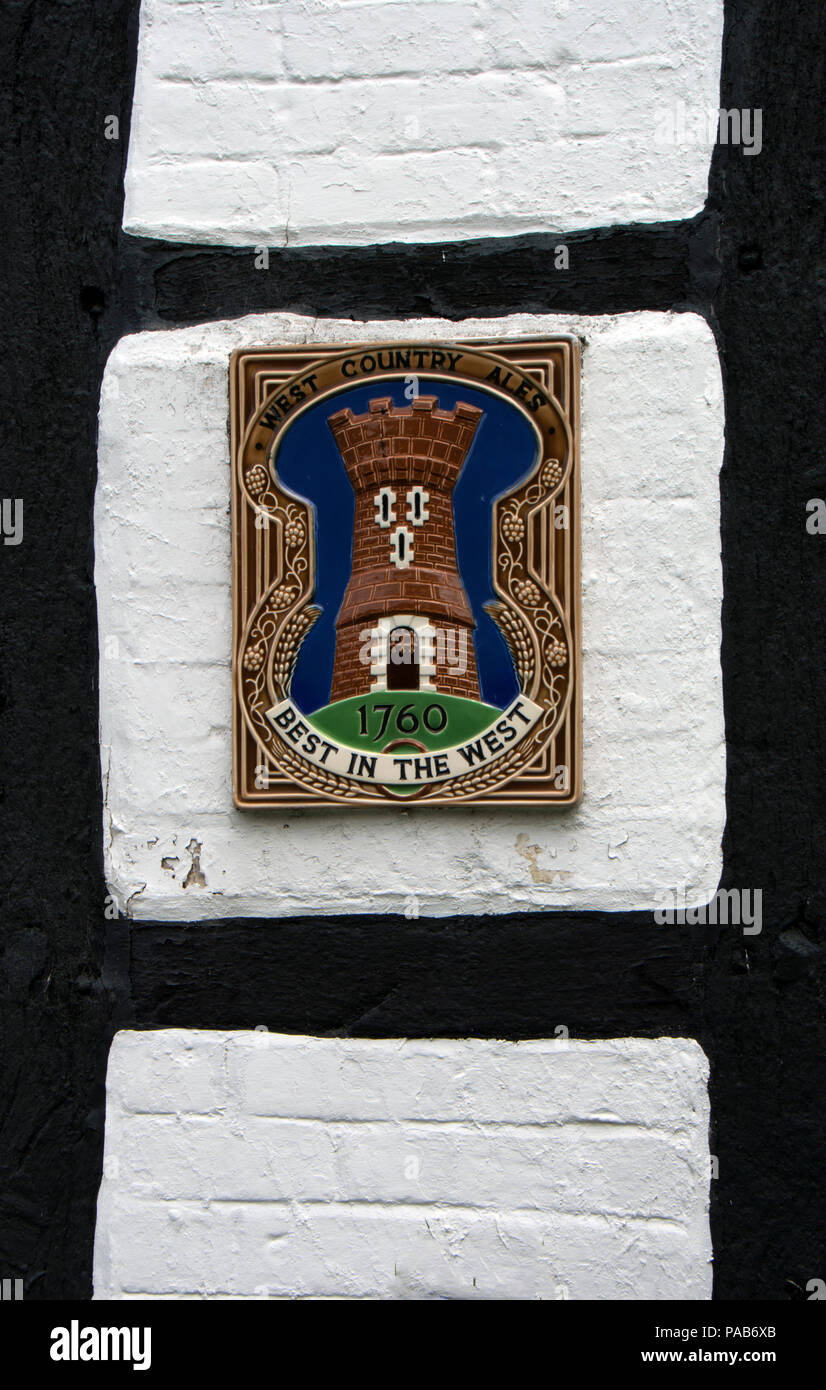 Pembridge new inn hi-res stock photography and images - Alamy