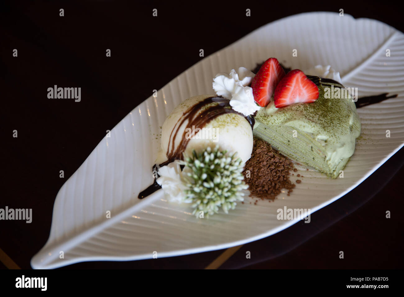 Green tea layered cake hi-res stock photography and images - Alamy