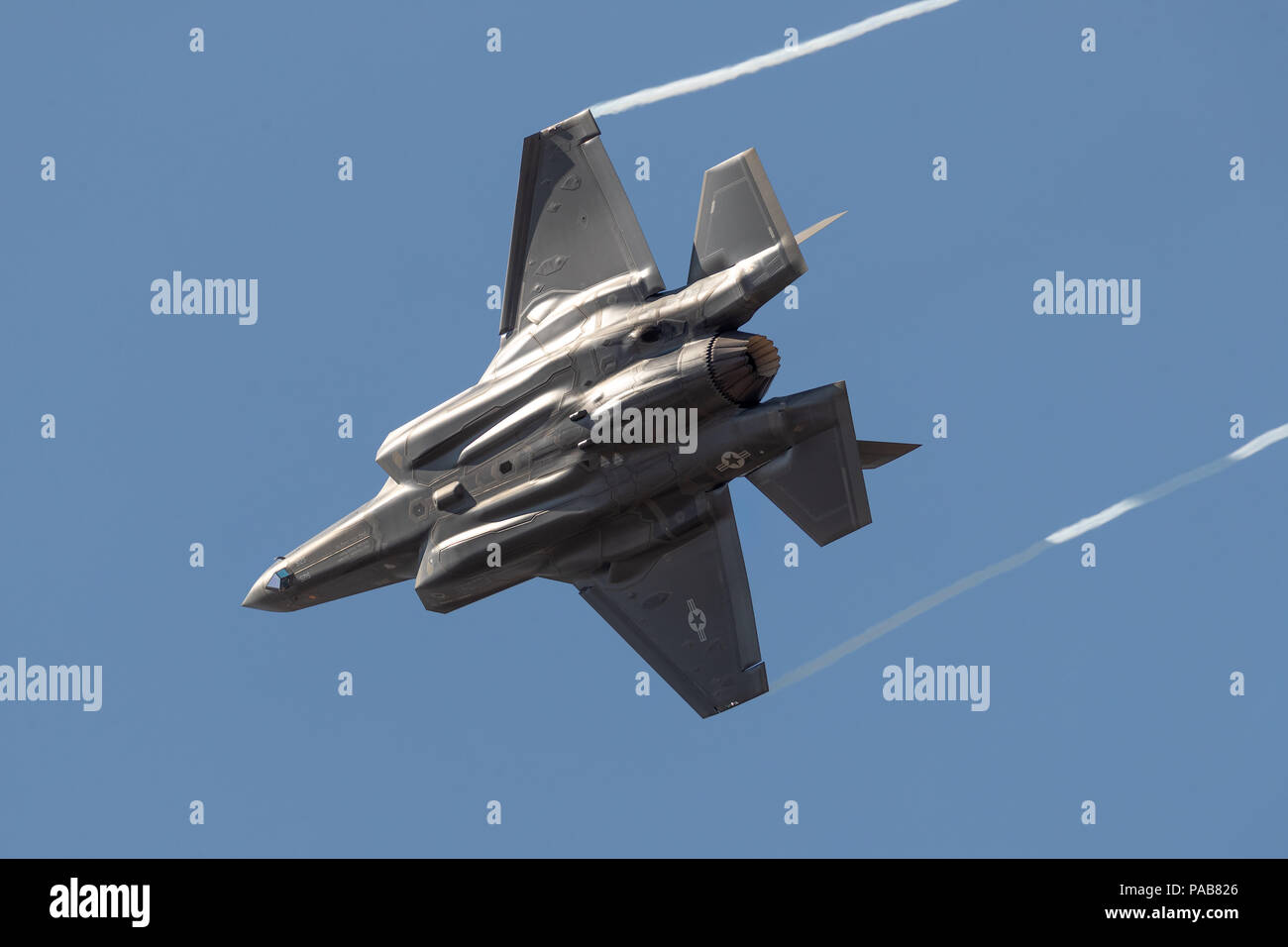 Us air force f 35 lightning hi-res stock photography and images - Alamy