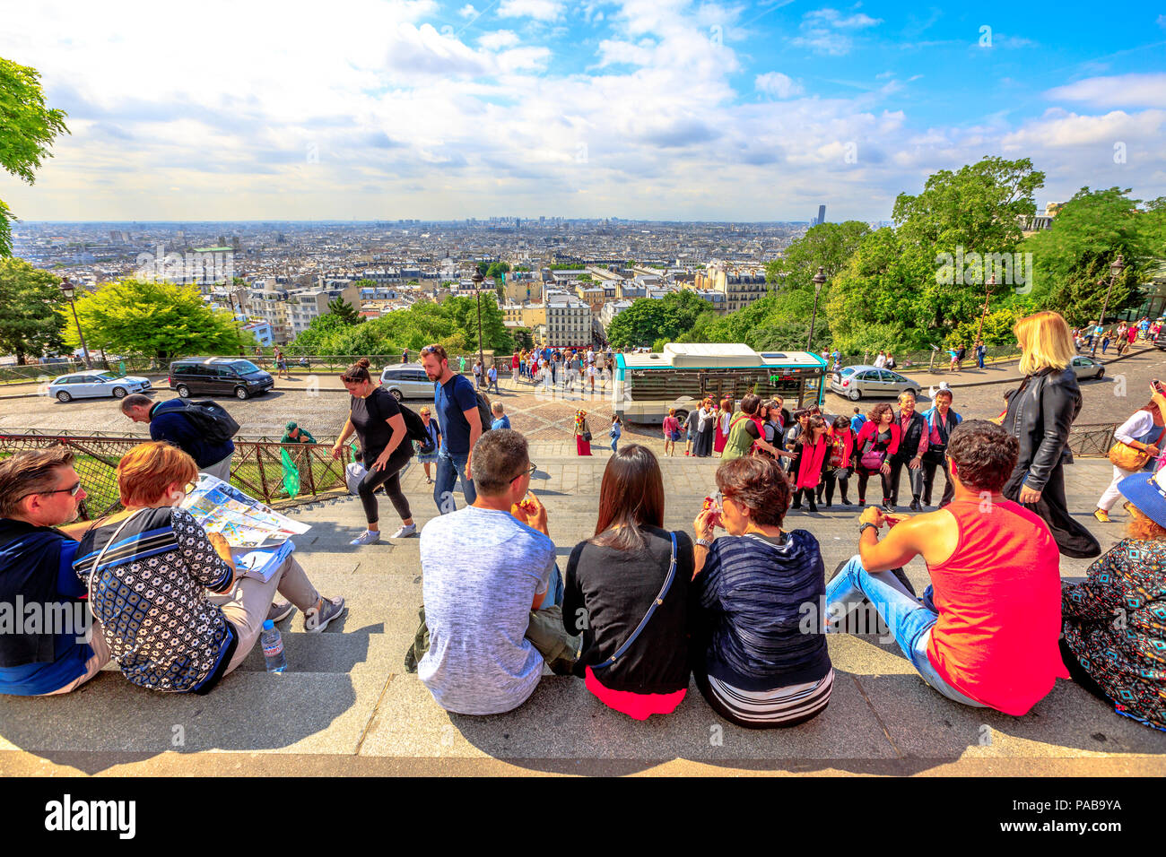 The stairs of montmartre hi-res stock photography and images - Alamy