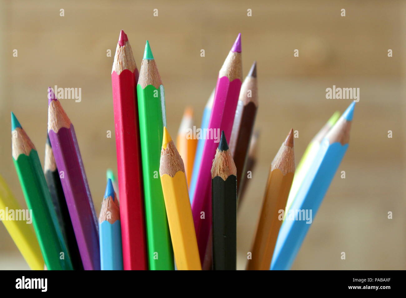 Colored wooden pencils, closeup, standing in a mug Stock Photo - Alamy Colored wooden pencils, closeup, standing in a mug Stock Photo - Alamy