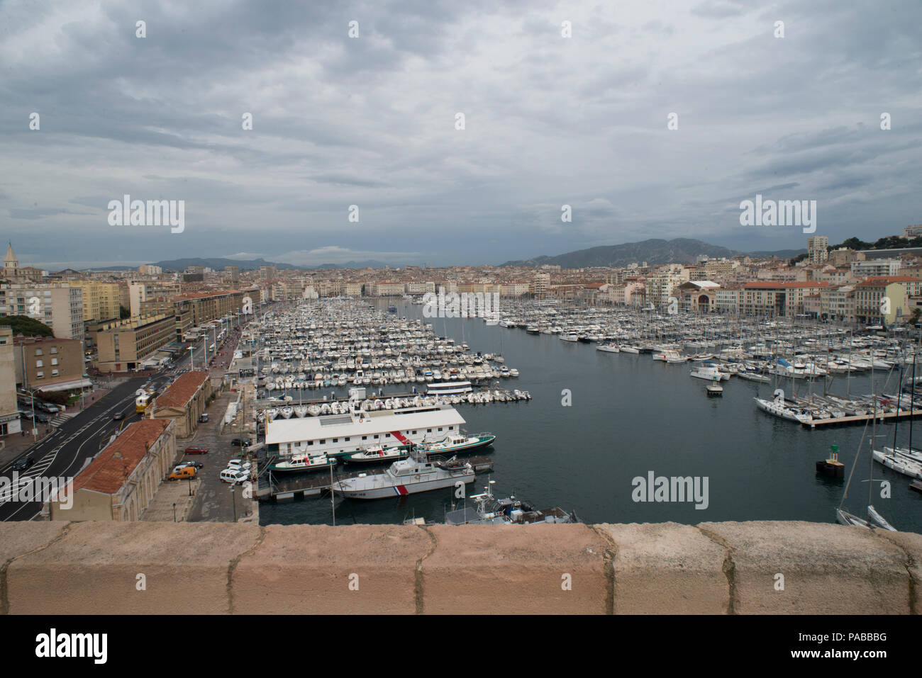 Harbour at marseilles hi-res stock photography and images - Alamy