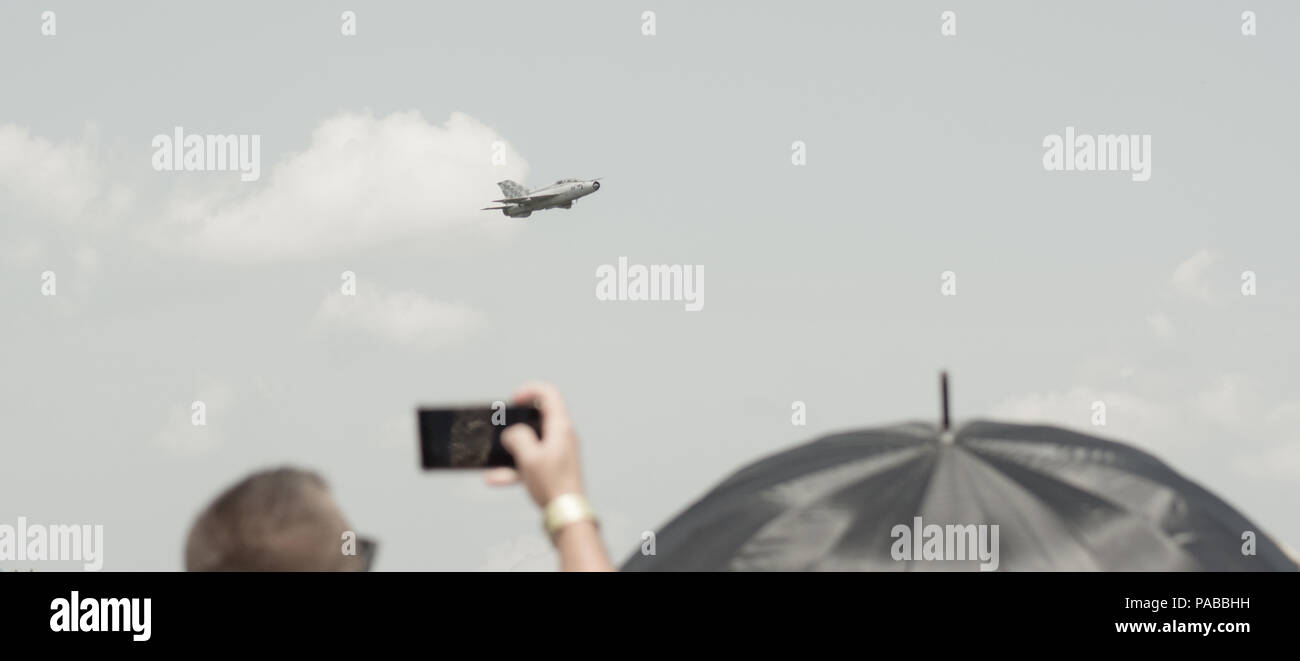 Fighter jet intercepting aircraft hi-res stock photography and images ...