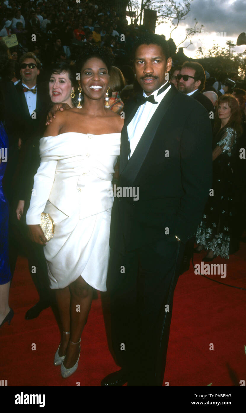 LOS ANGELES, CA - MARCH 30: Actress Pauletta Washington and actor ...
