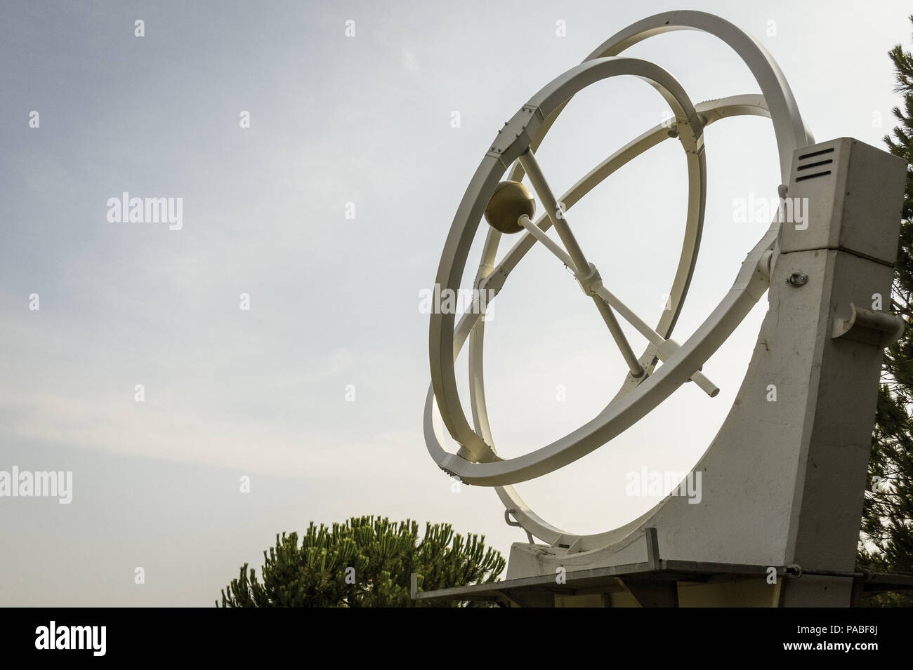 The chaotic pendulum is a physical experiment, with which the theory of ...