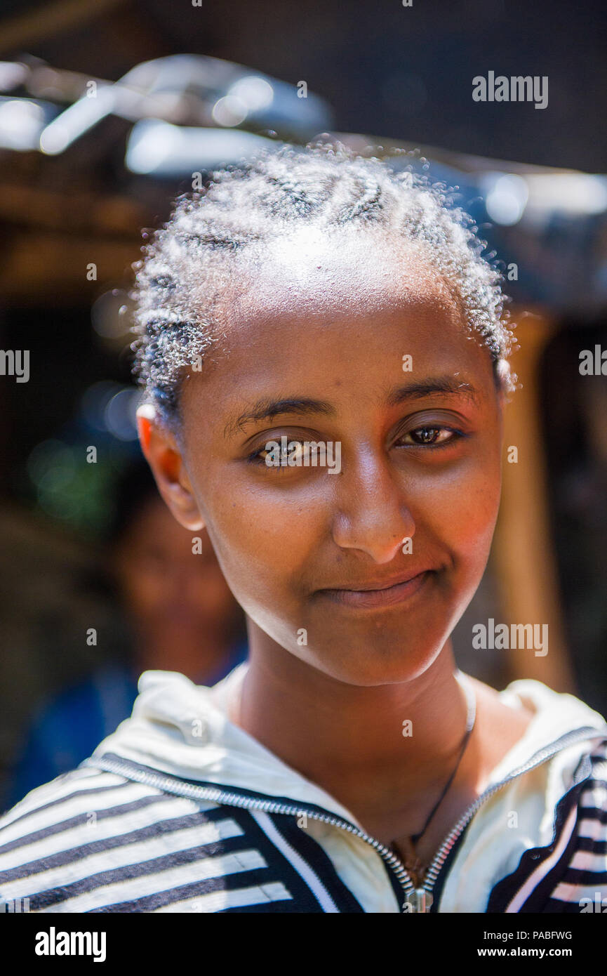 Portrait attractive young ethiopian woman hi-res stock photography and ...