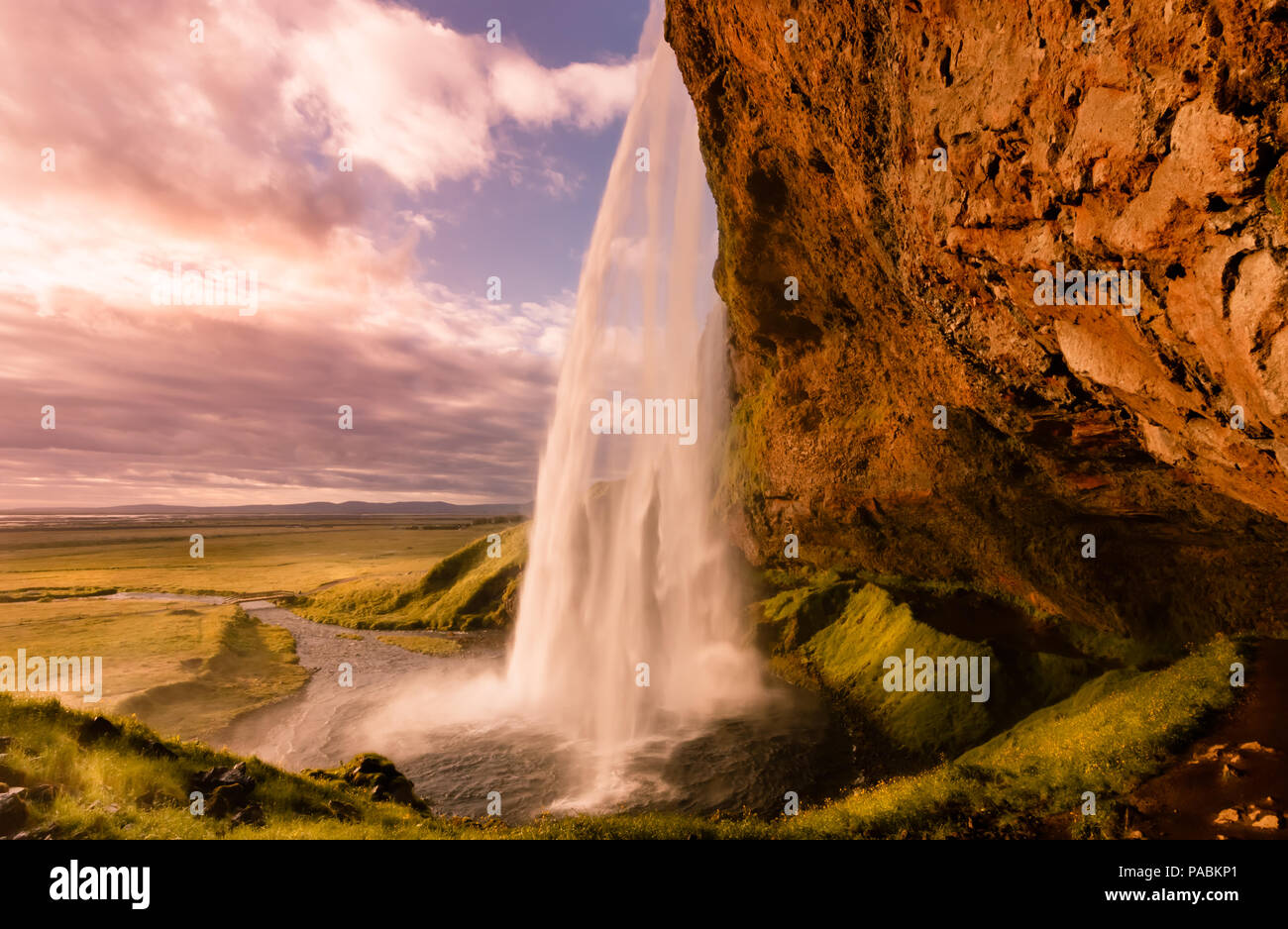 Seljalandsfoss wasserfall in island hi-res stock photography and images ...