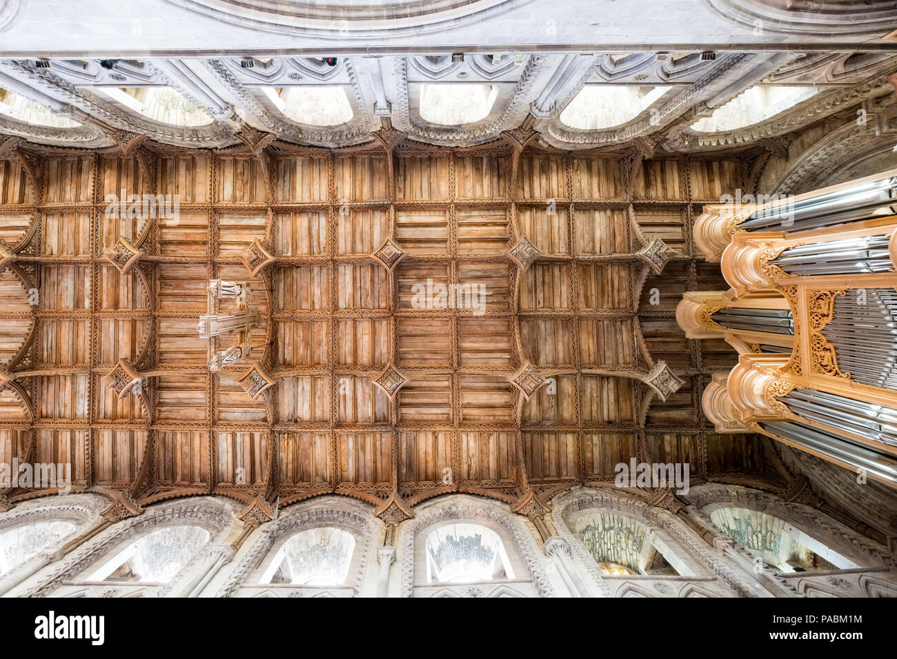 Medieval wooden ceiling hi-res stock photography and images - Alamy