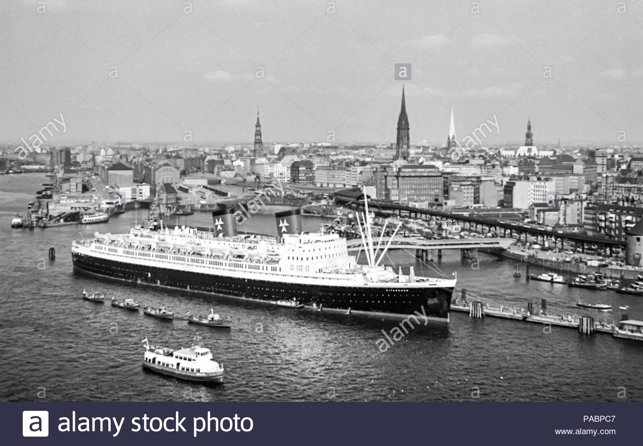 Tug Boats Black and White Stock Photos & Images - Alamy