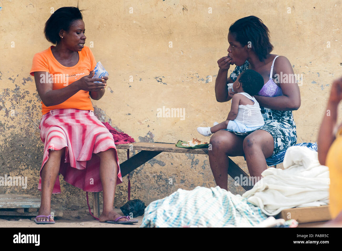 GHANA - MARCH 2, 2012: Two unindentified Ghanaian women discuss ...