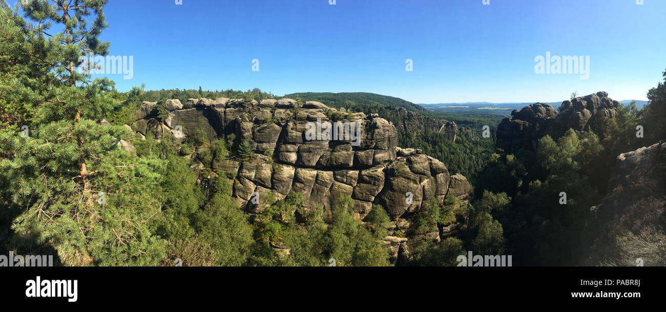 hiking, walking, climbing in beautiful landscapes of the Elbe Sandstone ...