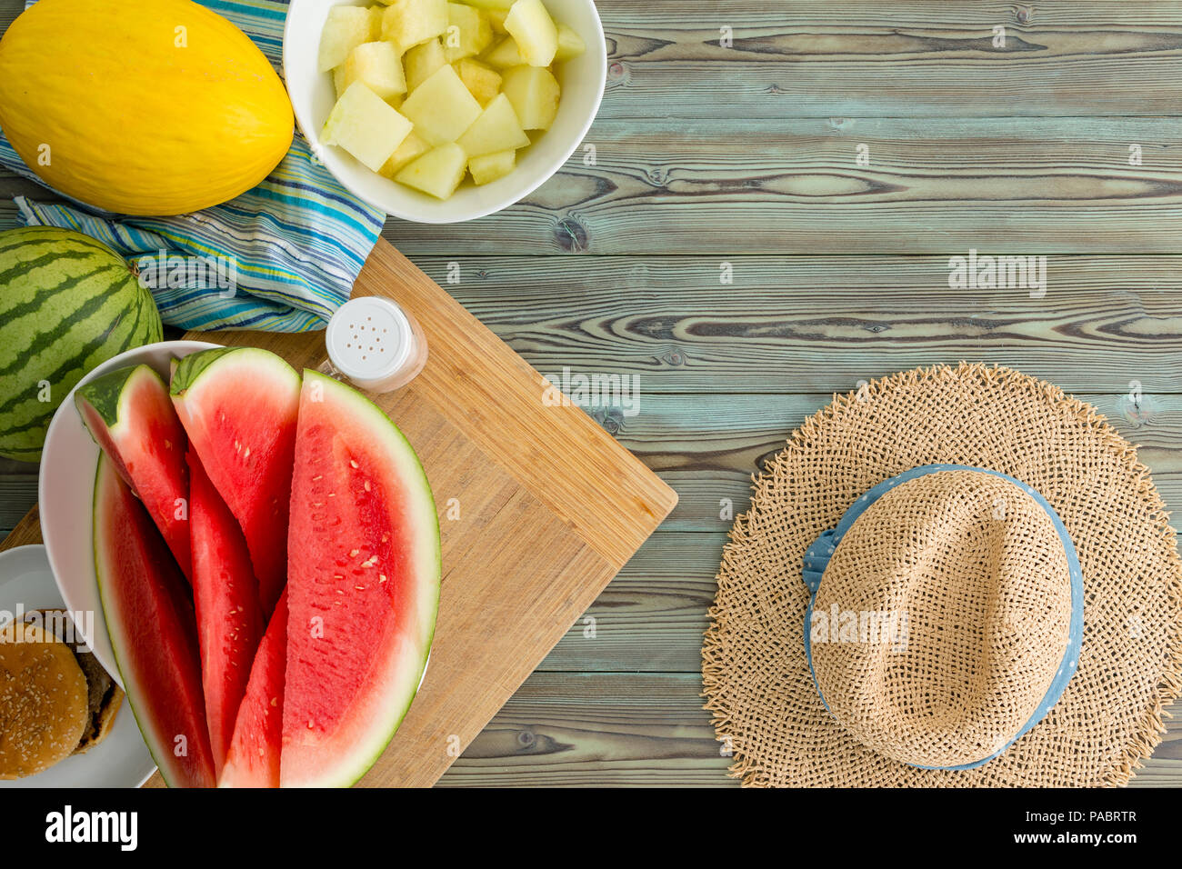 Canary melon hi-res stock photography and images - Alamy