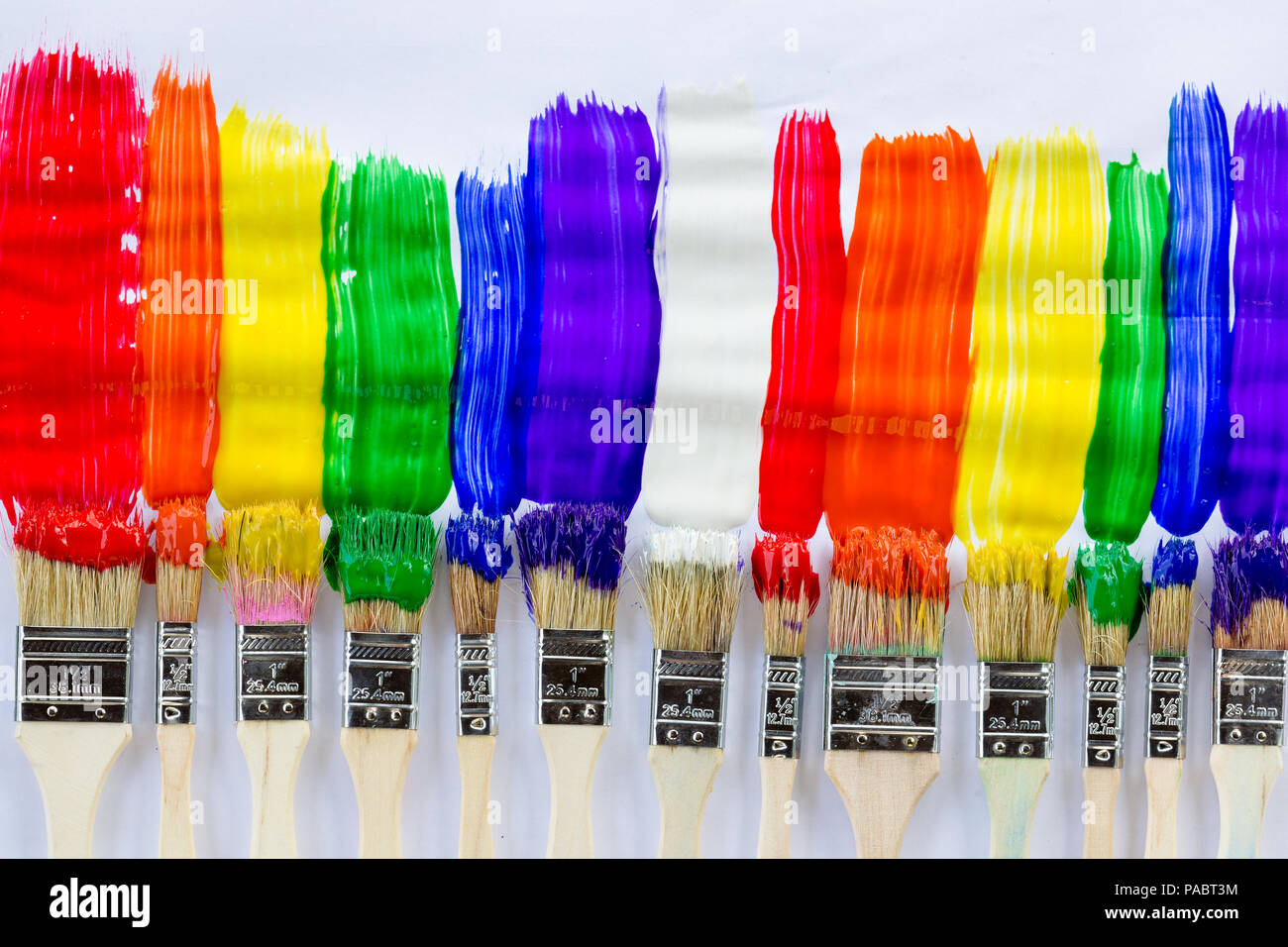 Multiple brushes with paint hi-res stock photography and images - Alamy