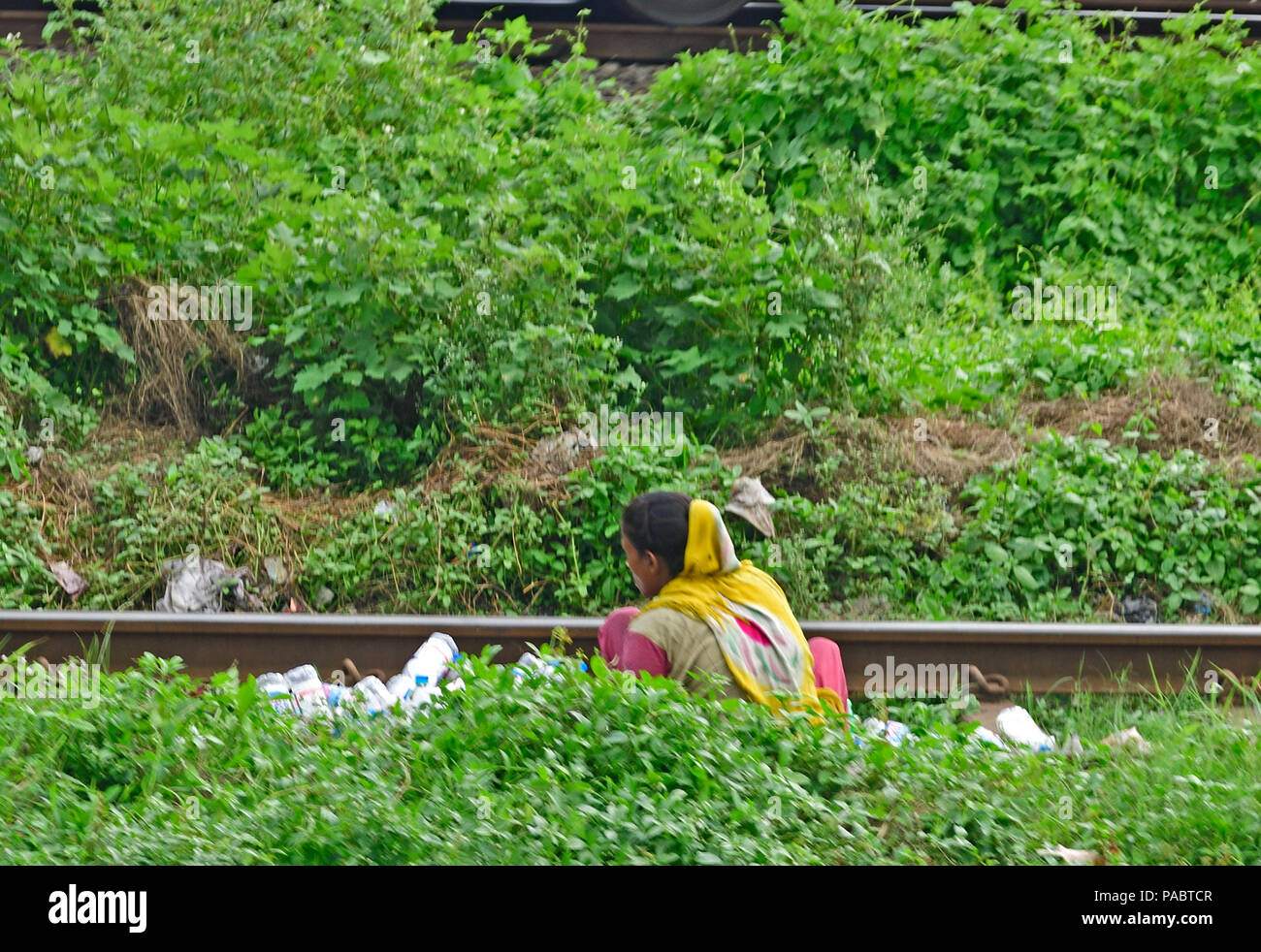 Ragpicker women hi-res stock photography and images - Alamy