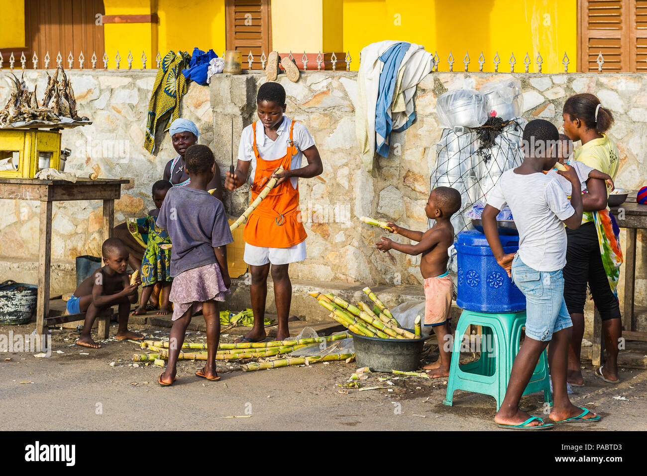 Ghana poverty 2012 hi-res stock photography and images - Alamy